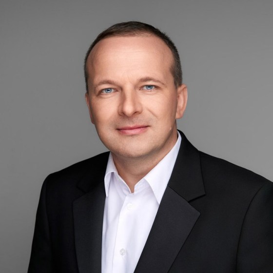 Susisiekite su mumis